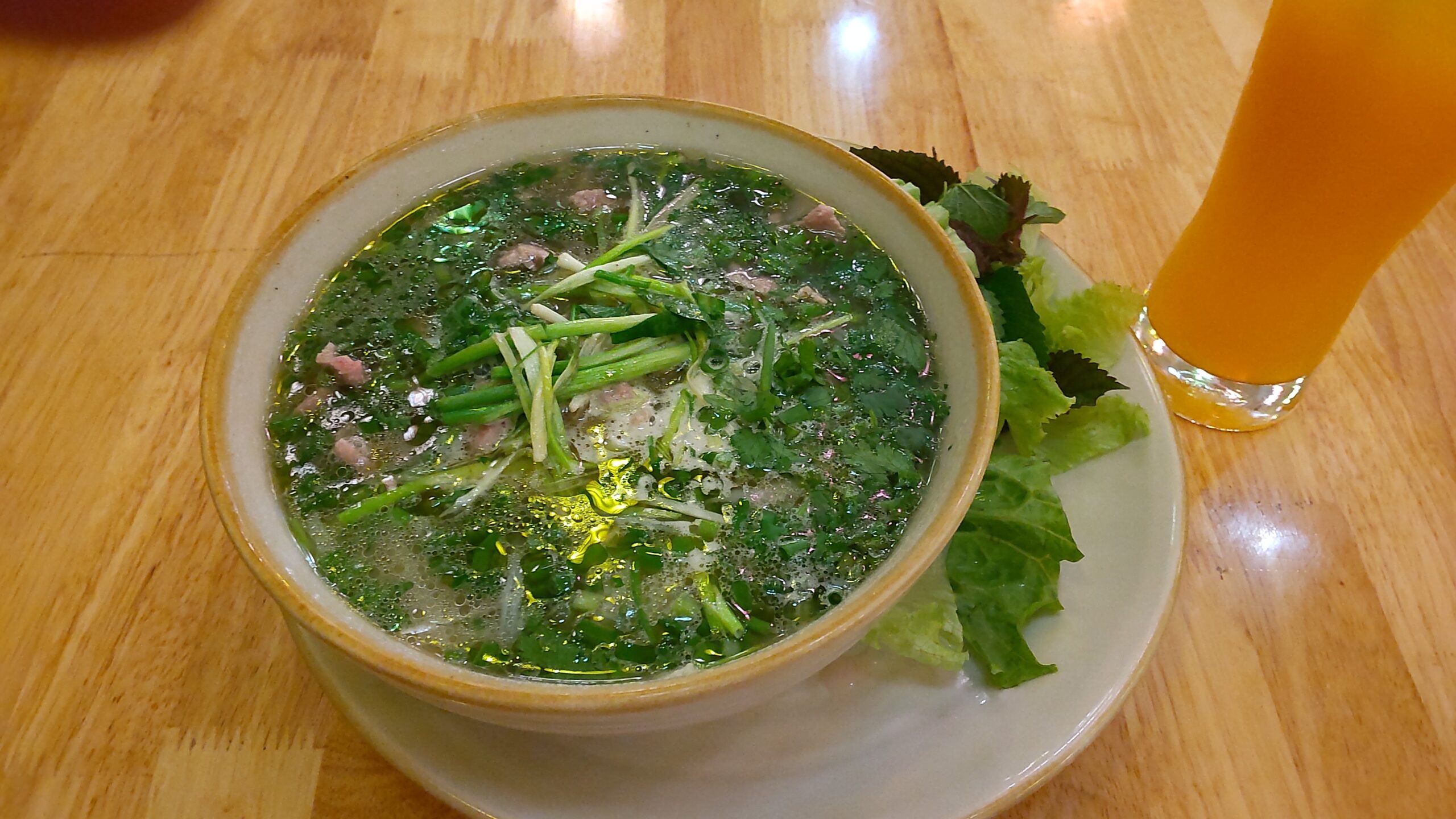 【初めての一人旅🇻🇳ベトナム・ハノイ編1日目②】初一人旅、異国の夜にて初めての食事 | ほたててのVoyage